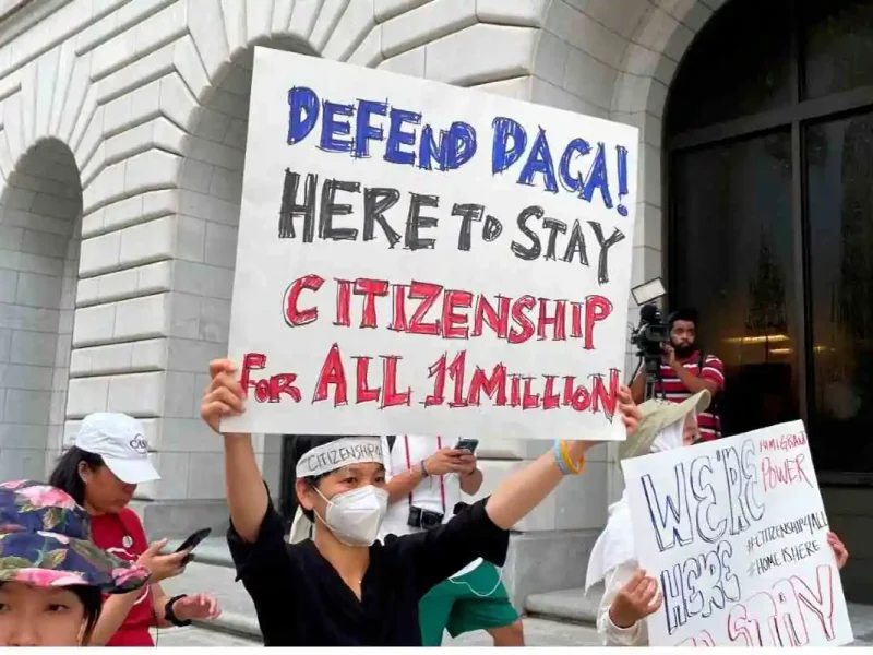 ¿DACA regresa? Entra en vigor fallo que permitiría su vuelta