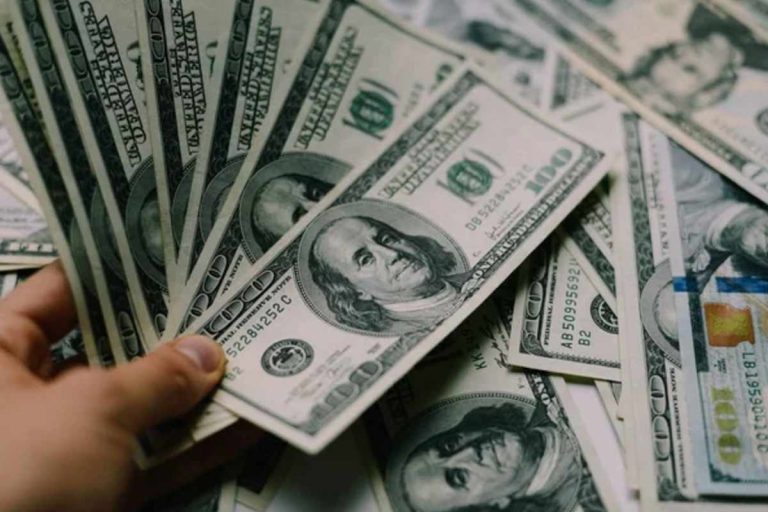 Precio del dólar hoy 7 de diciembre de 2025